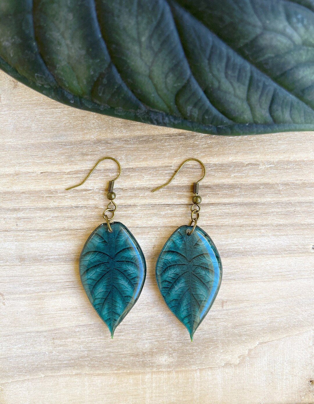 Alocasia Dragon Scale Plant Earring, Tropical Leaf Earring, Houseplant ...