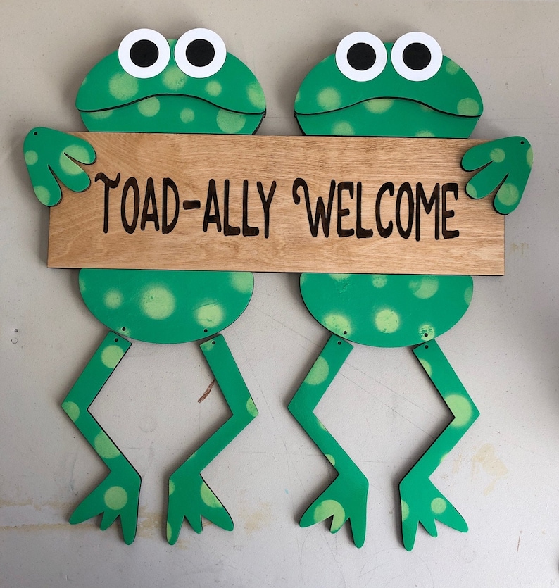 Dangly Leg Frog Door Hanger Wall Hanging Svg - Etsy