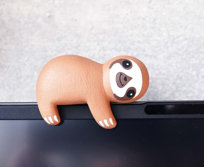 Baby Sloth Figurine Wood Carving, Sculpture, Gift, Hanging Decoration ...