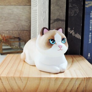 Ragdoll Cat Figurine Wood Sculpture Wood Carving | Etsy