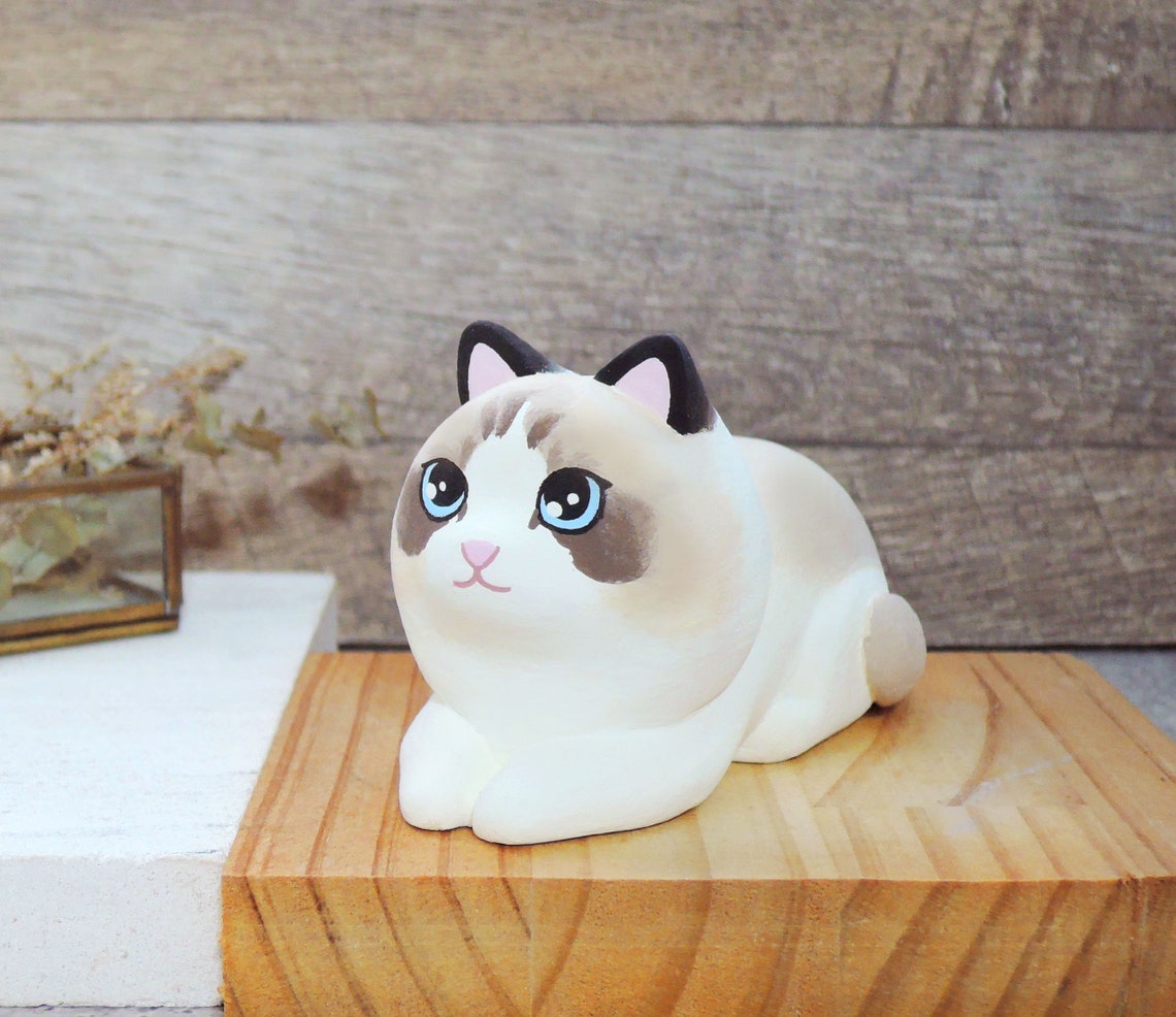 Ragdoll Cat Figurine , Wood Sculpture, Wood Carving, Decoration, Gift ...