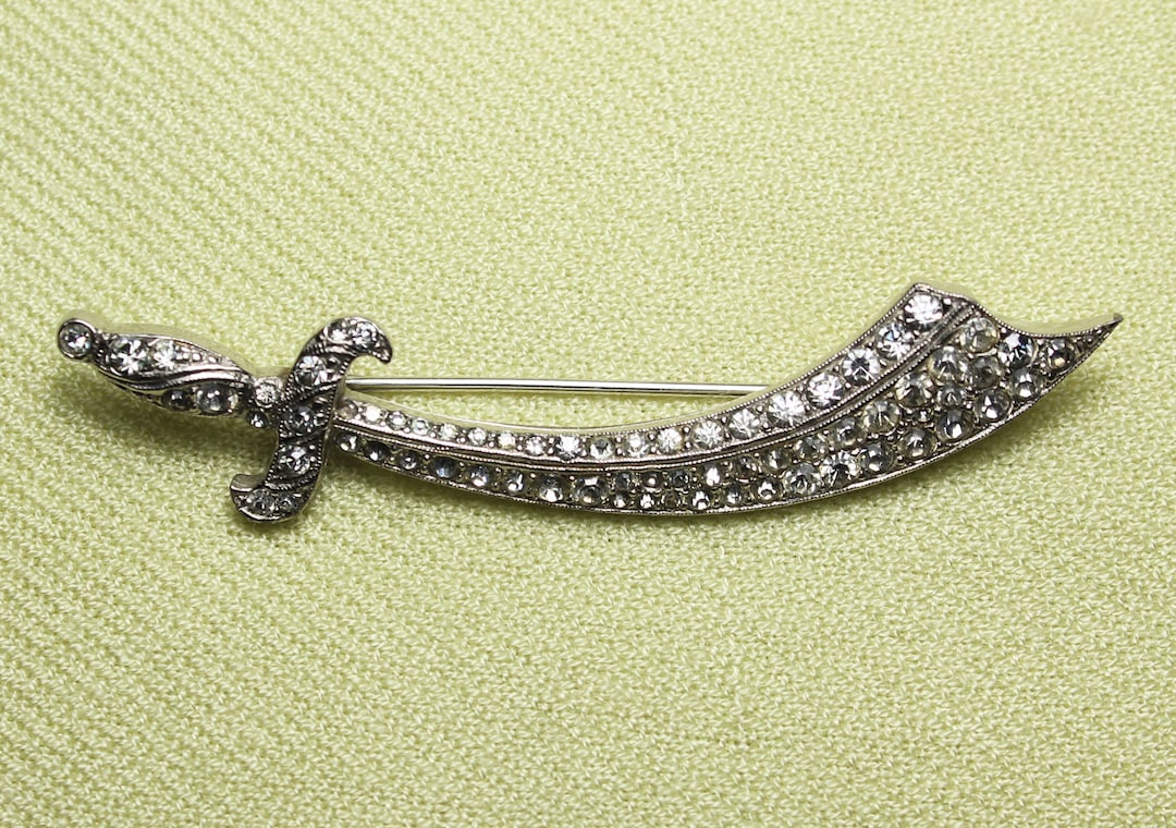 CROWN TRIFARI Scimitar Cutlass Pin, Rare, 1940s, Pavé Rhinestones, A-1 Condition - Etsy