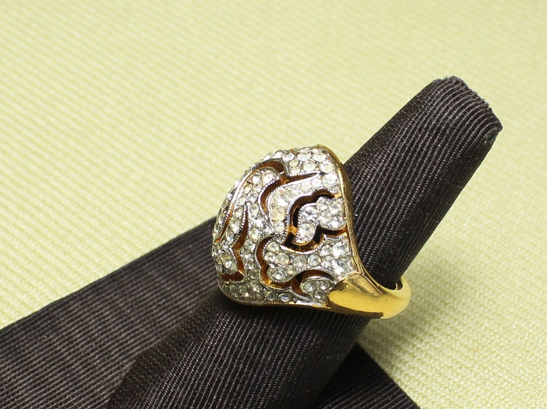CROWN TRIFARI Glitz Dome Ring, Handsome Design, Signed,1970s, Flex ...