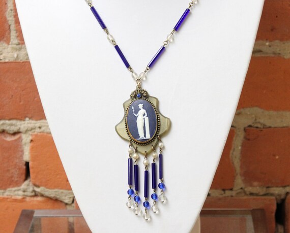 1920s flapper necklace, Greek mythological theme, gla… - Gem