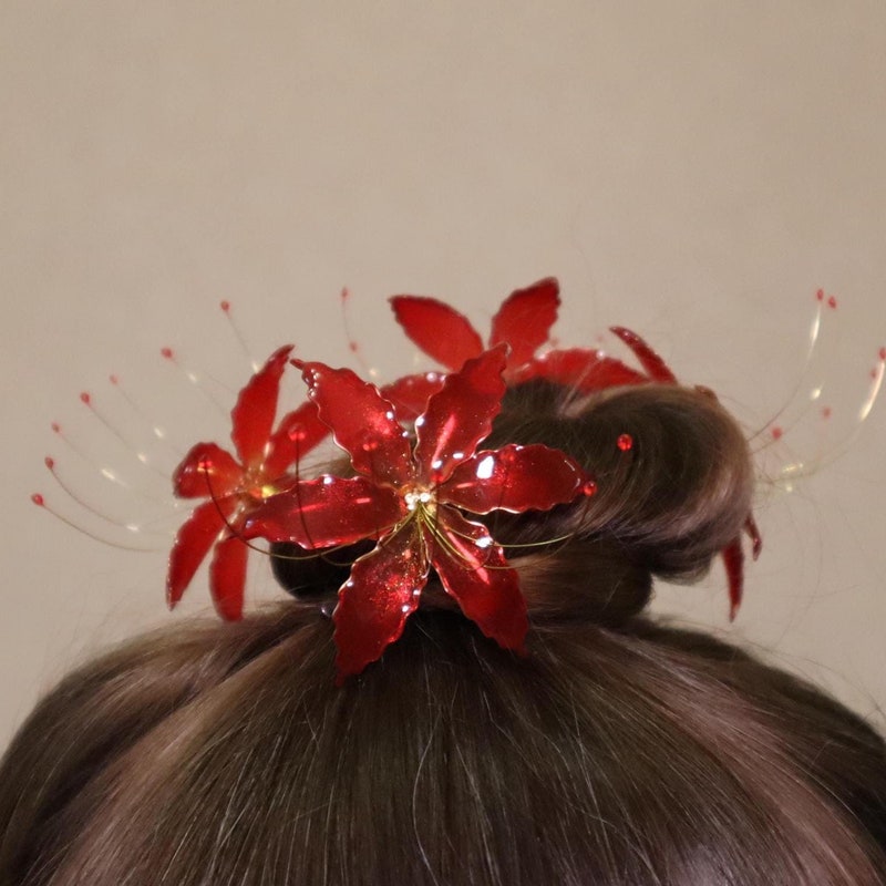 Spider Lily - Etsy