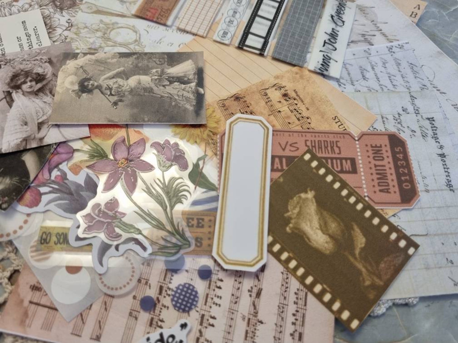 Collage Kit / Vintage Ephemera Bundle / Junk Journalling Pack - Etsy