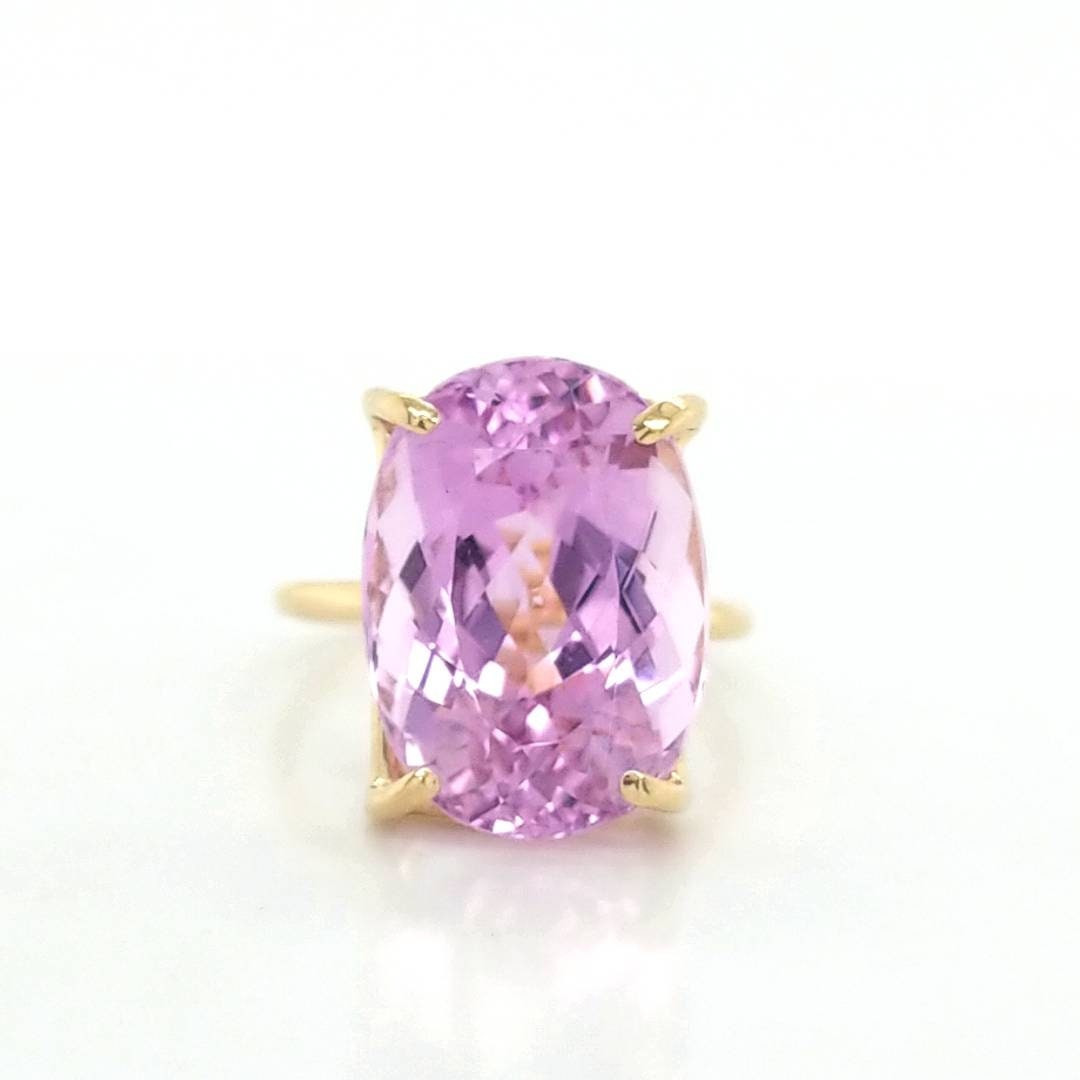 Vintage 14k Yellow Gold Engagement Ring 14.05CT. Natural Pink Kunzite ...