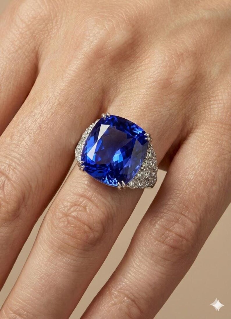 14K White Gold Tanzanite Engagement Ring 19.60ct Cushion | GIA ...