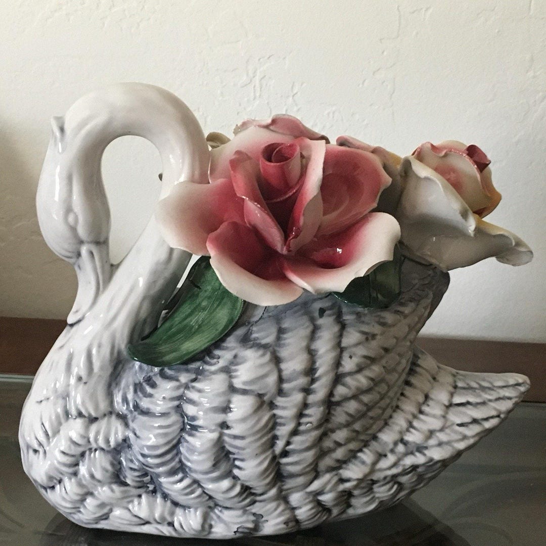 Capodimonte Swan Centerpiece Porcelain 3 Roses Italy Vintage - Etsy
