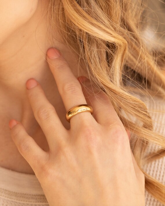 Thick gold ring womens store