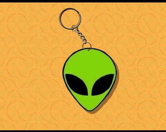 Alien keychain | Etsy