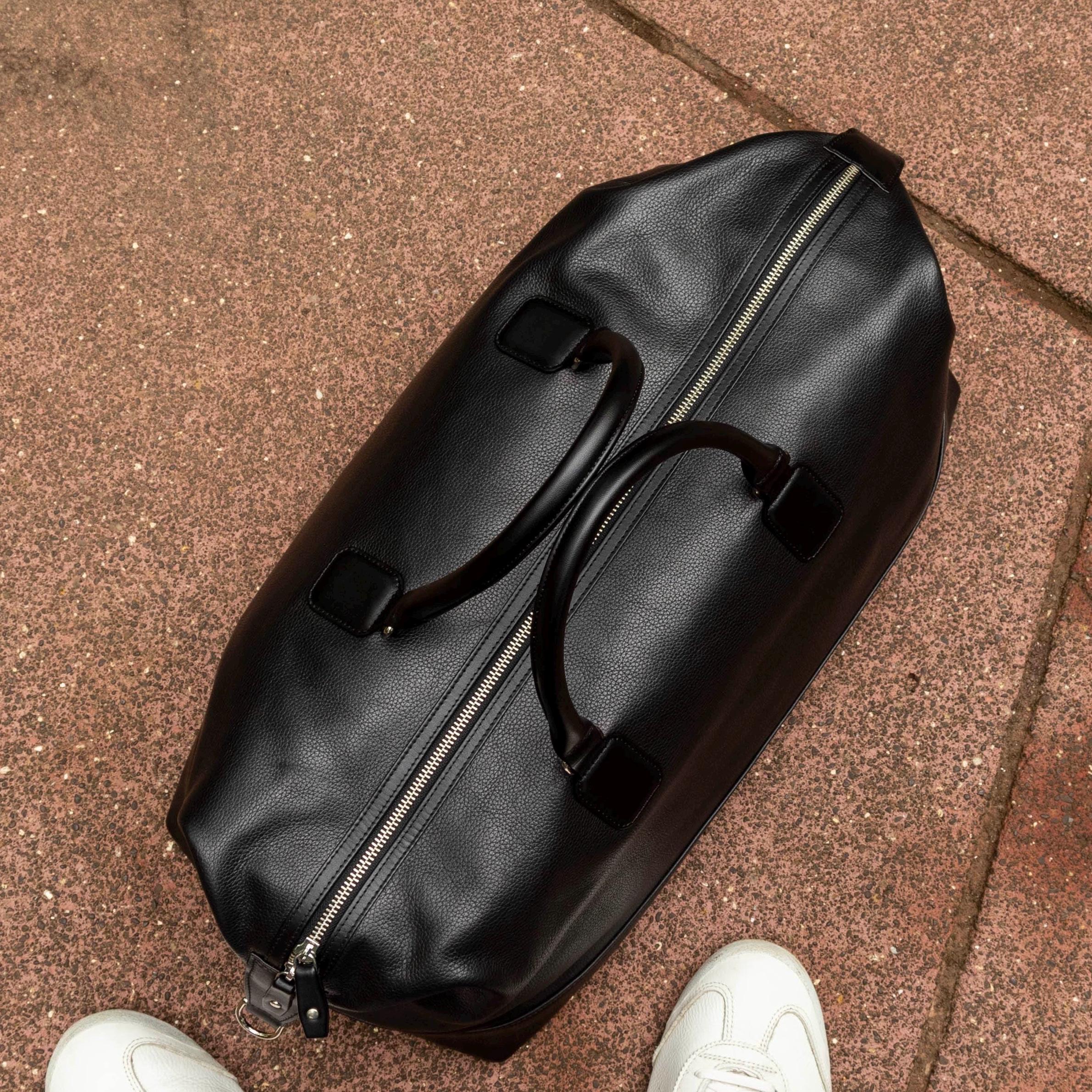 Leather Duffle Bag in Black - Etsy