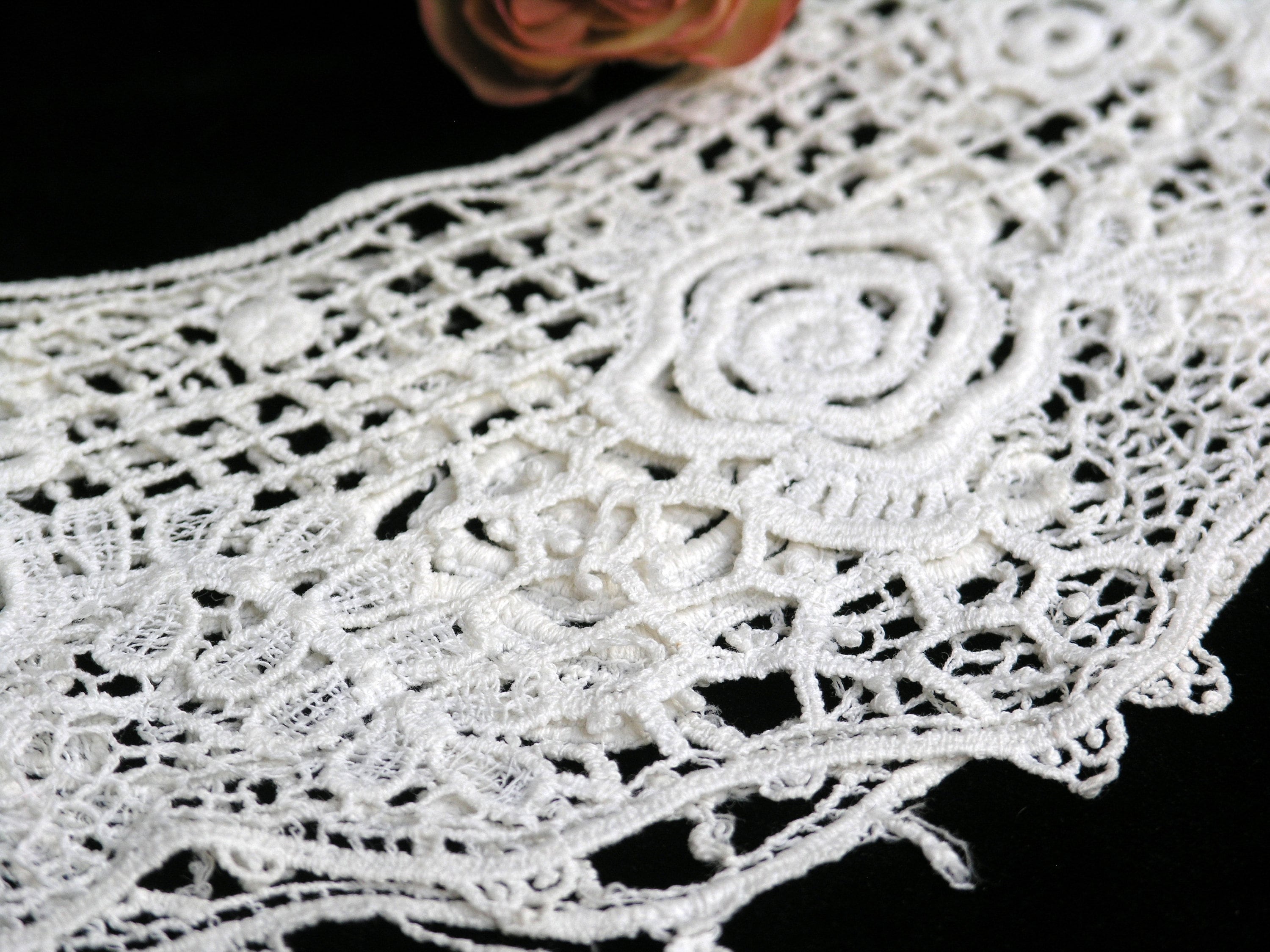 Antique Victorian Needle Lace Collar / Beautiful Italian Venetian Rose ...