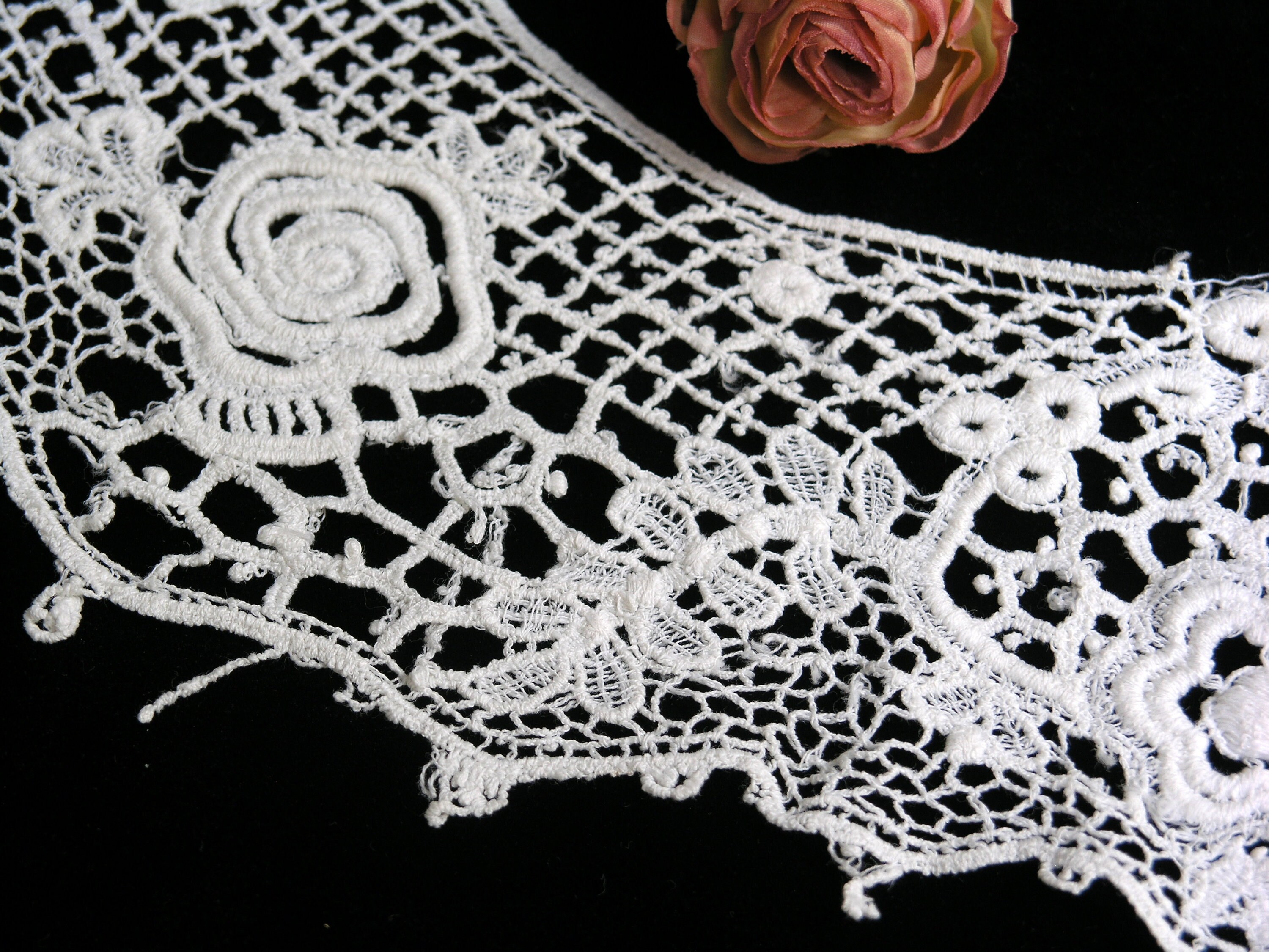 Antique Victorian Needle Lace Collar / Beautiful Italian Venetian Rose ...