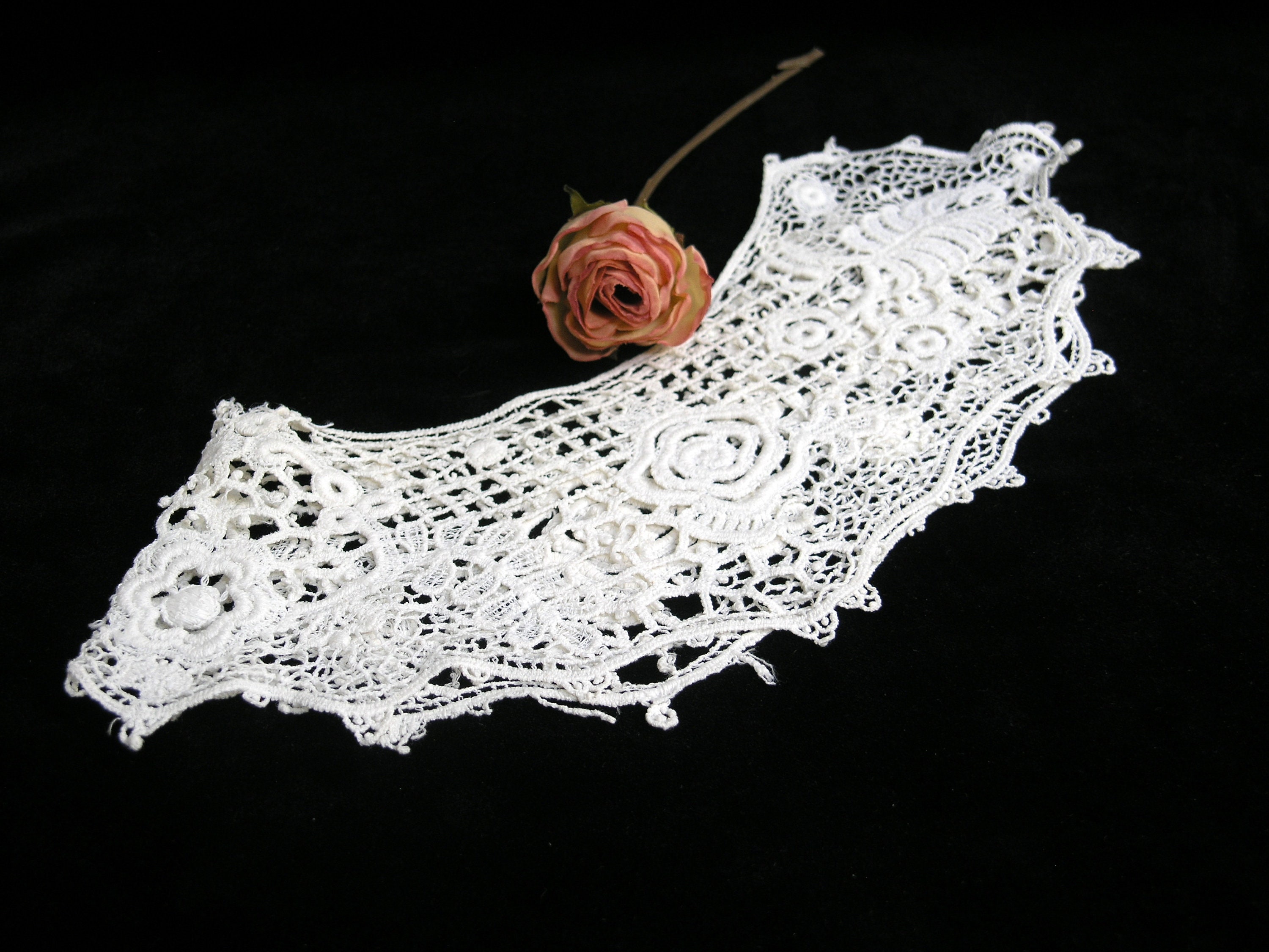 Antique Victorian Needle Lace Collar / Beautiful Italian Venetian Rose ...