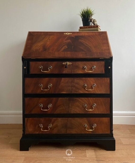 Chest of drawers with writing desk store