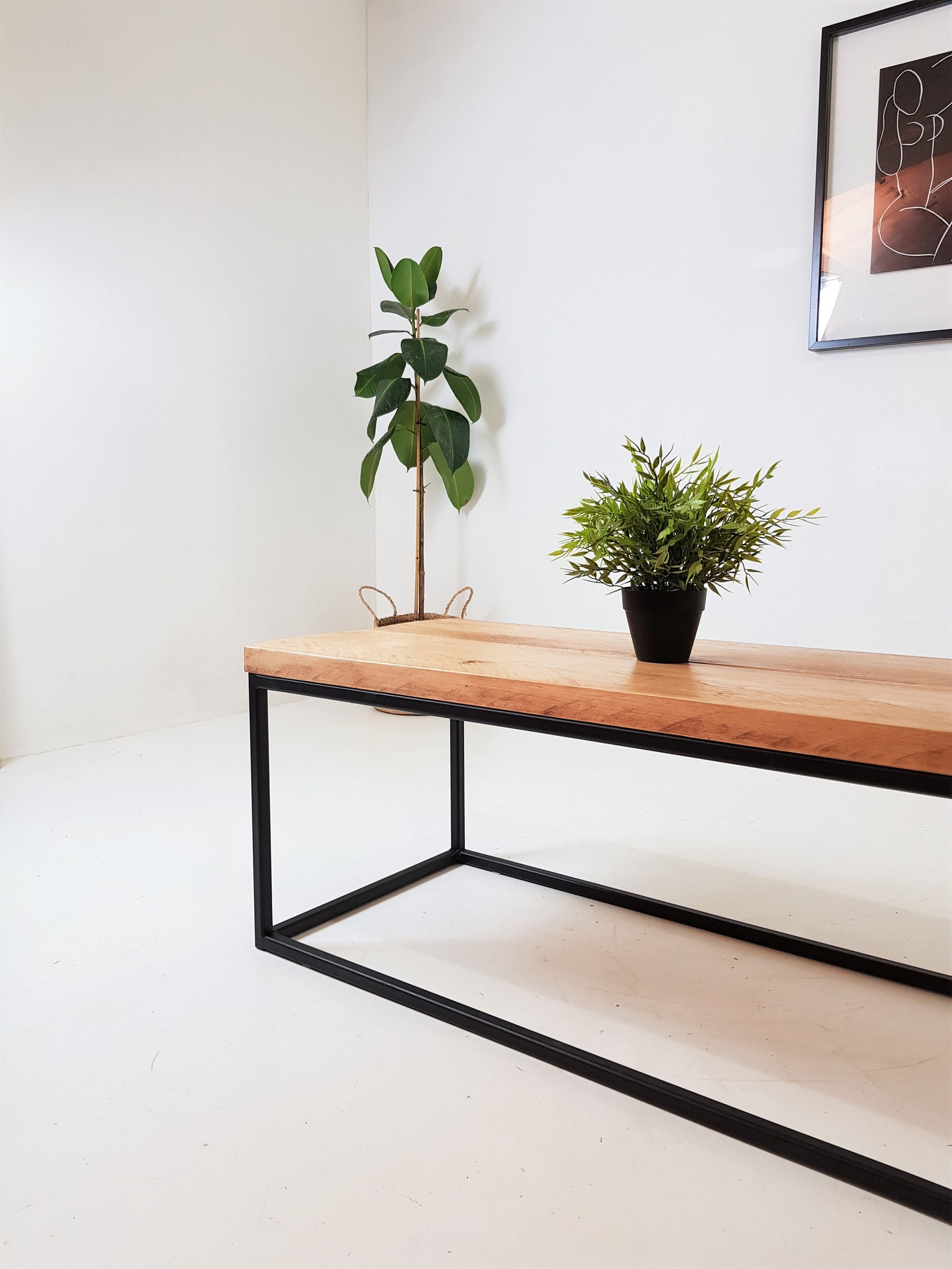 Vintage Coffee Table / TV Stand / Record Player Stand - Etsy