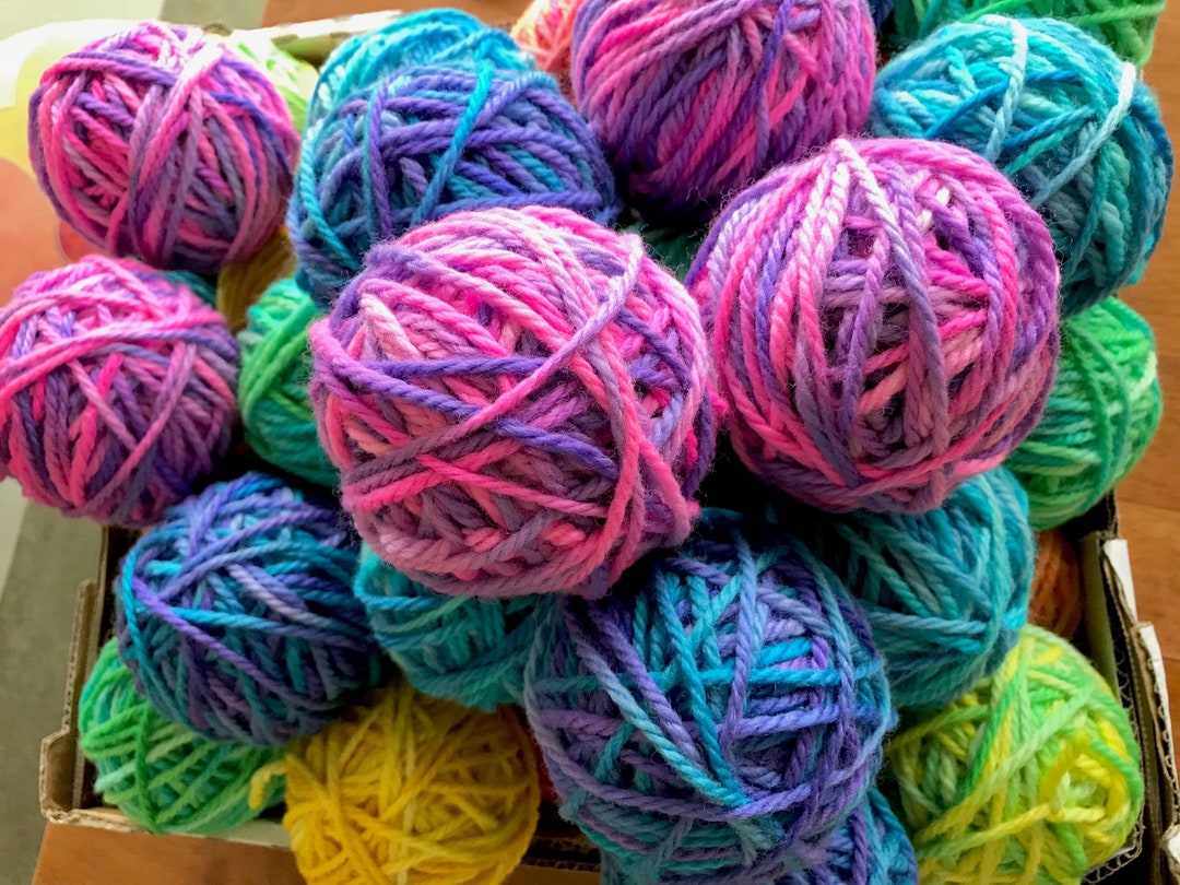16 Ply Wool, 40 Gram Two Tone Hand Painted Wool Balls, Perfect for ...