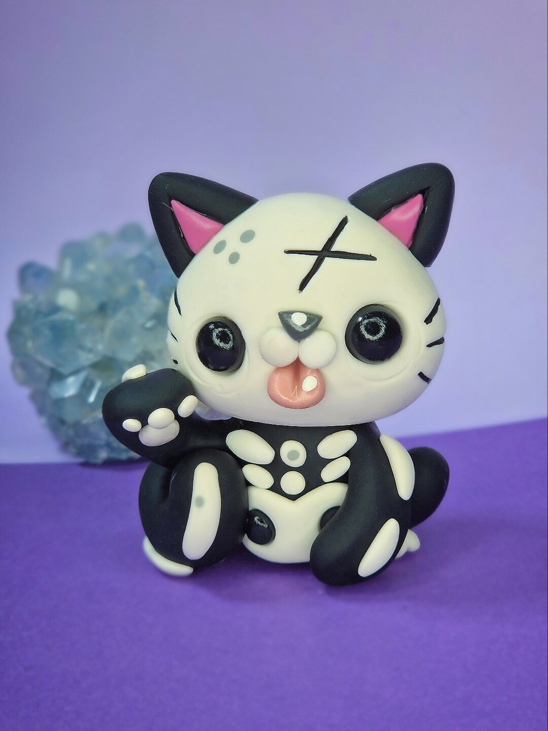 MANEKI CREEPO, Skeleton, Clay, Handmade, Maneki Neko, Desk Buddy - Etsy