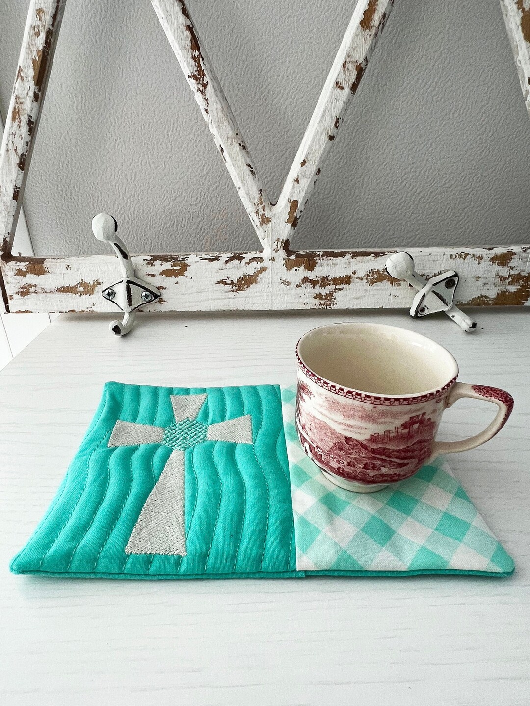 Spring Mug Rug, Beneath the Cross Machine Embroidery, ITH Pattern - Etsy