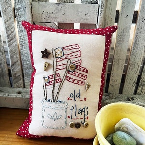 Primitive Old Flags Hand Embroidery, Old Flags in Crock, Patriotic ...
