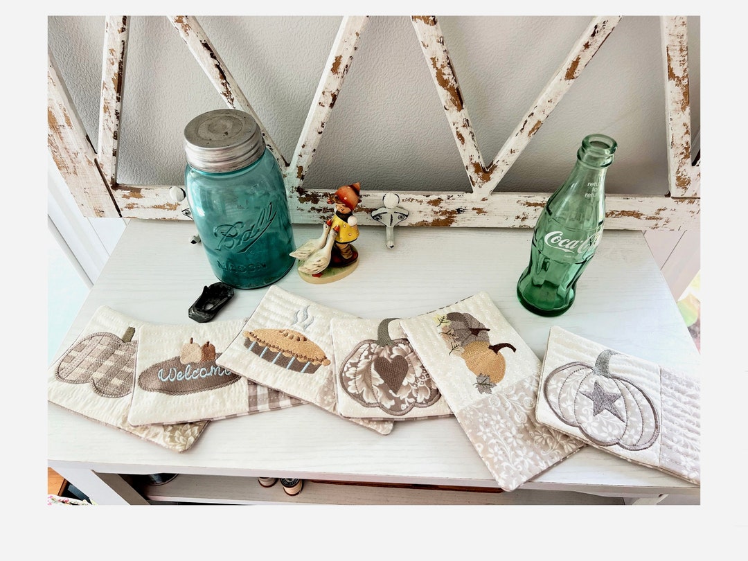 Farmhouse Autumn Mug Rugs: ITH Embroidery Applique (six Designs) - Etsy