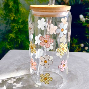 Checker Flower Can Glass Cup, Iced Coffee Glass Cup With Lid and Straw ...