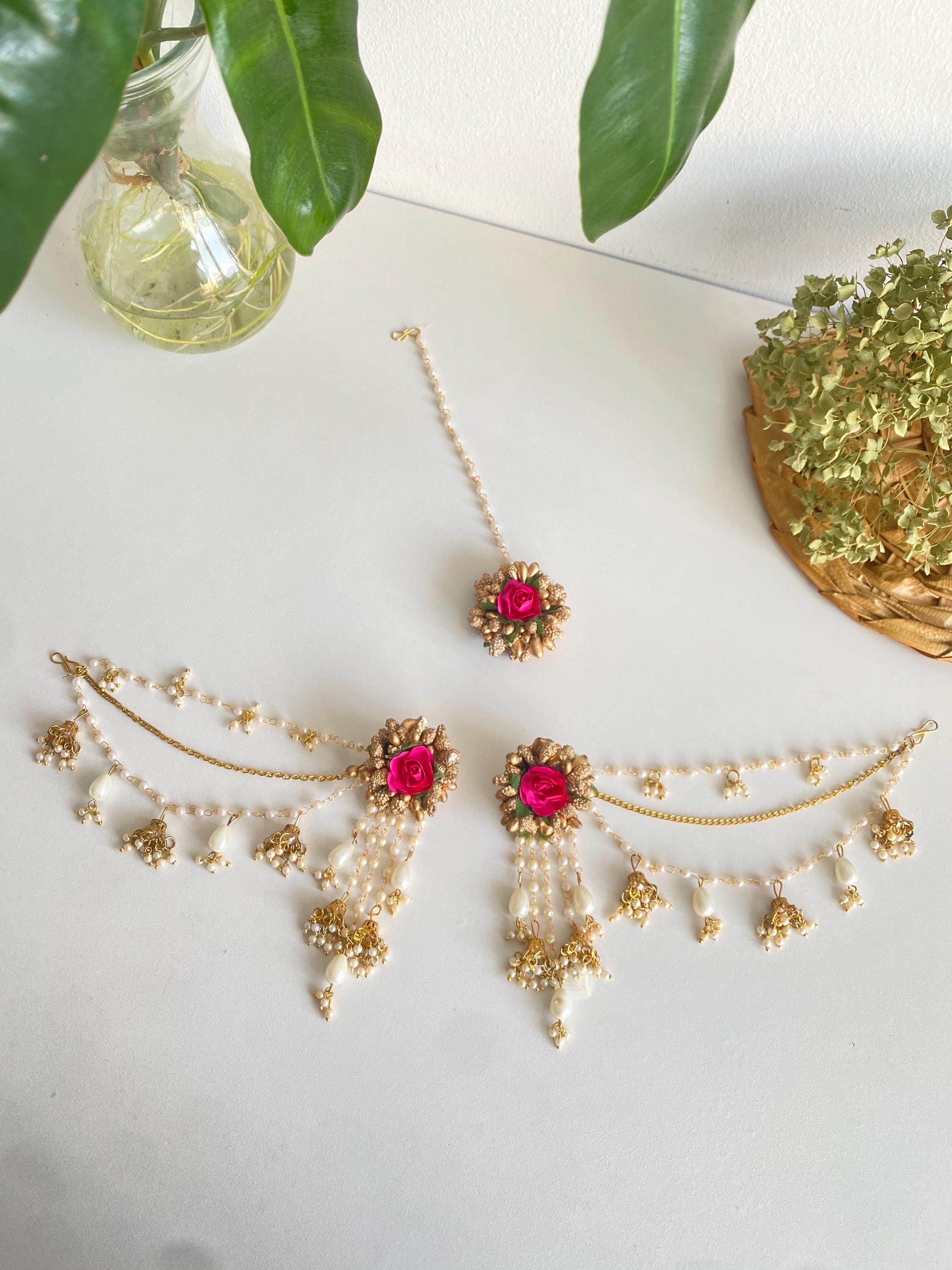 Floral Haldi Jewelry Set: Indian Bridal Tikka & Earrings - Etsy