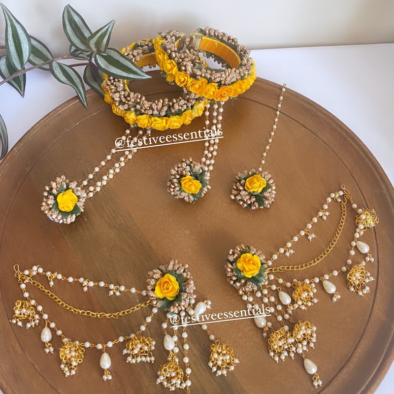 Buy Flower Jewelry for Haldi Online In India - Etsy India