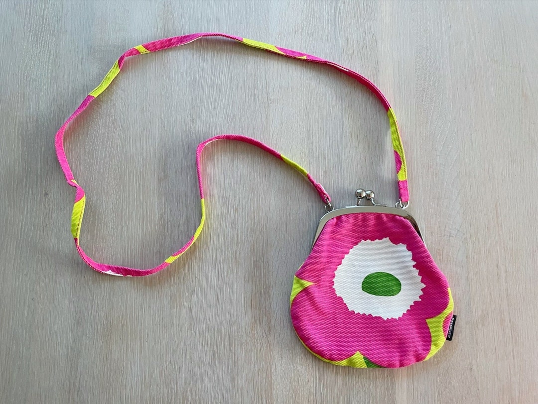 MARIMEKKO Unikko Pouch Poppy Print Crossbody Purse Small - Etsy