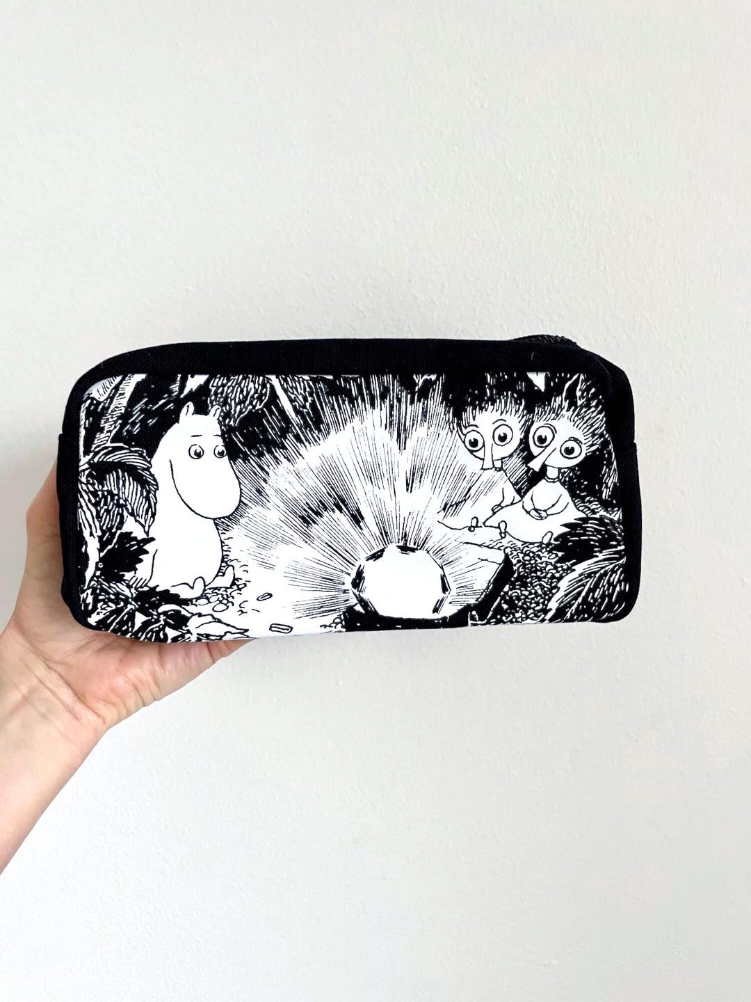 Moomin Canvas Zipper Pouch: Moomintroll, Thingumy & Bob Cosmetic Bag - Etsy