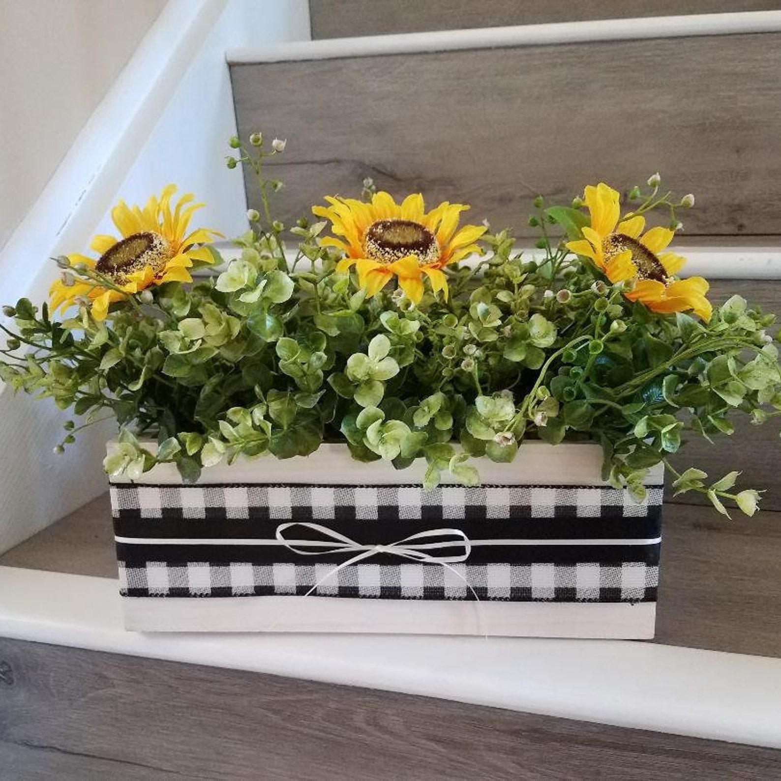 Rustic Crate Centerpiece/farmhouse Decor/home Decor/floral - Etsy