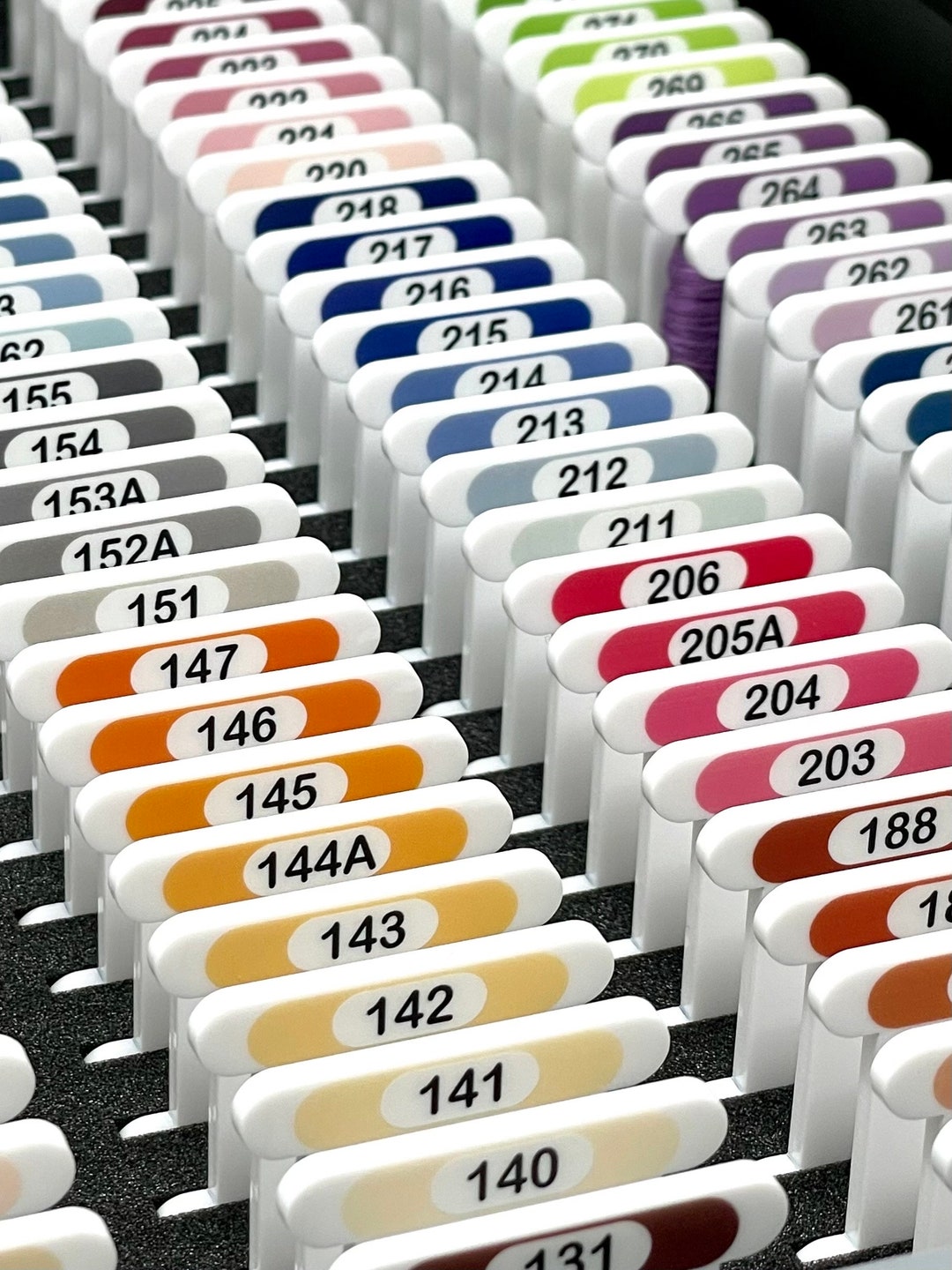 3mm Acrylic Bobbins With Printed Number and Colour Swatch for Cosmo ...