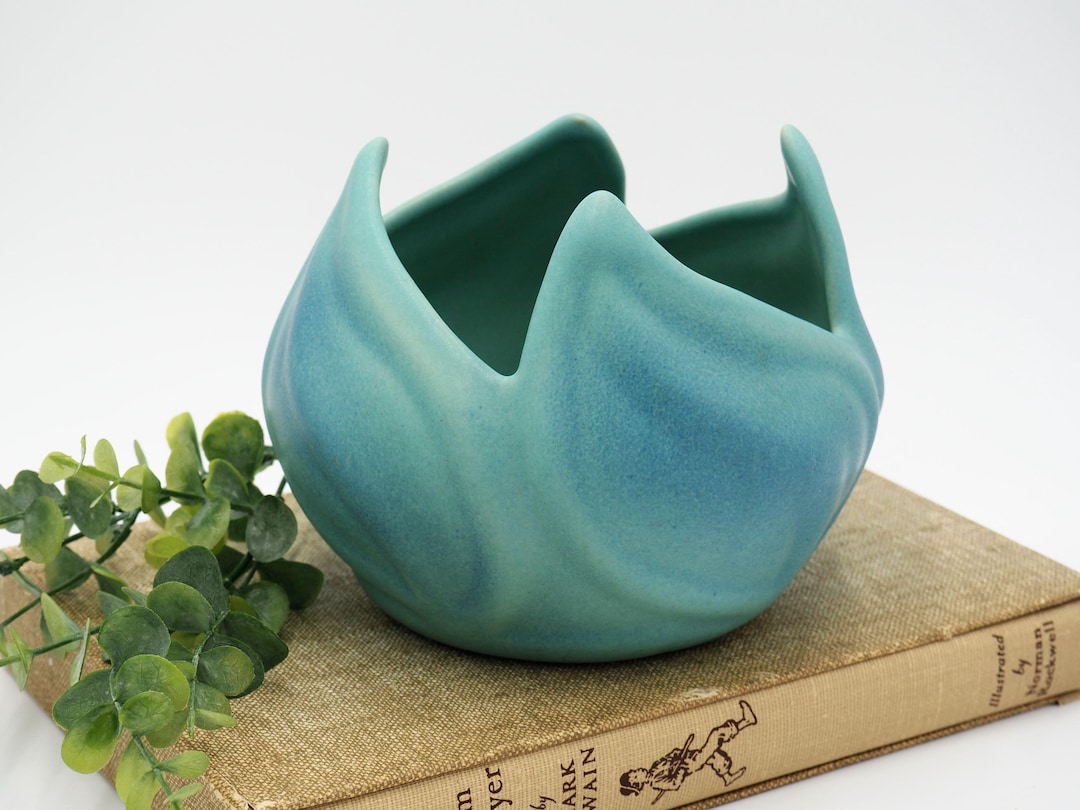 Van Briggle Ming Blue Lotus Leaf Vase 5.5"h X 6.5"w - Colorado Aqua ...