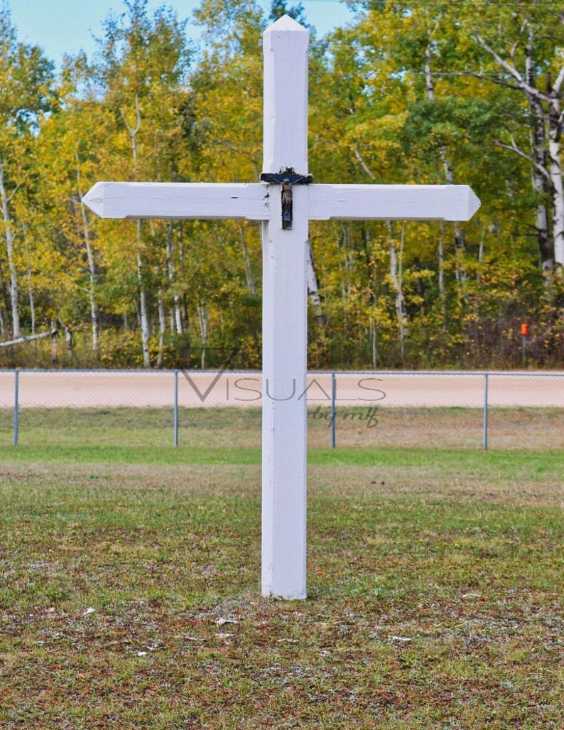 Old Wooden Memorial White Cross, Instant Digital Download, Grave Wooden ...