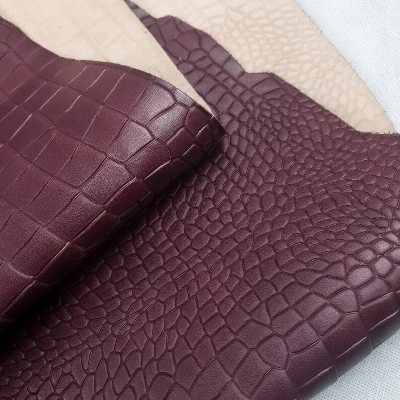 Red Crocodile Alligator Leather Embossed Amazing Relief Croco 0Z 1581 ...