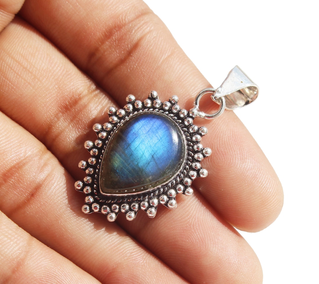 Labradorite Pendant, Labradorite Gemstone Designer Pandant, Charm ...