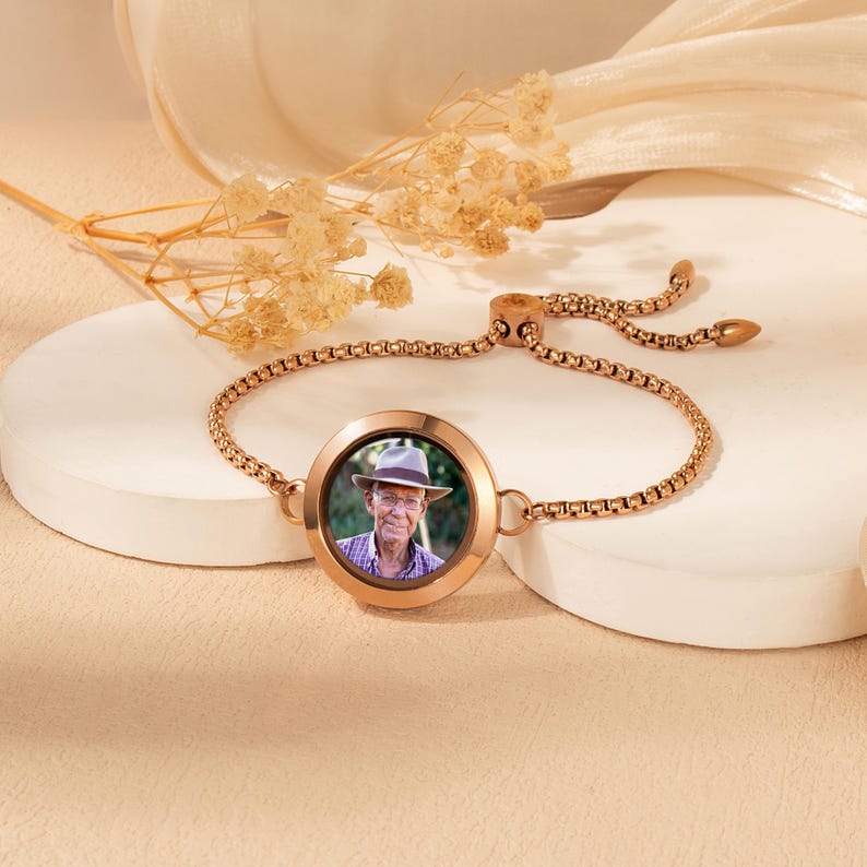 Locket Chain Bracelet - Custom Photo Locket Memory Locket Bracelet ...