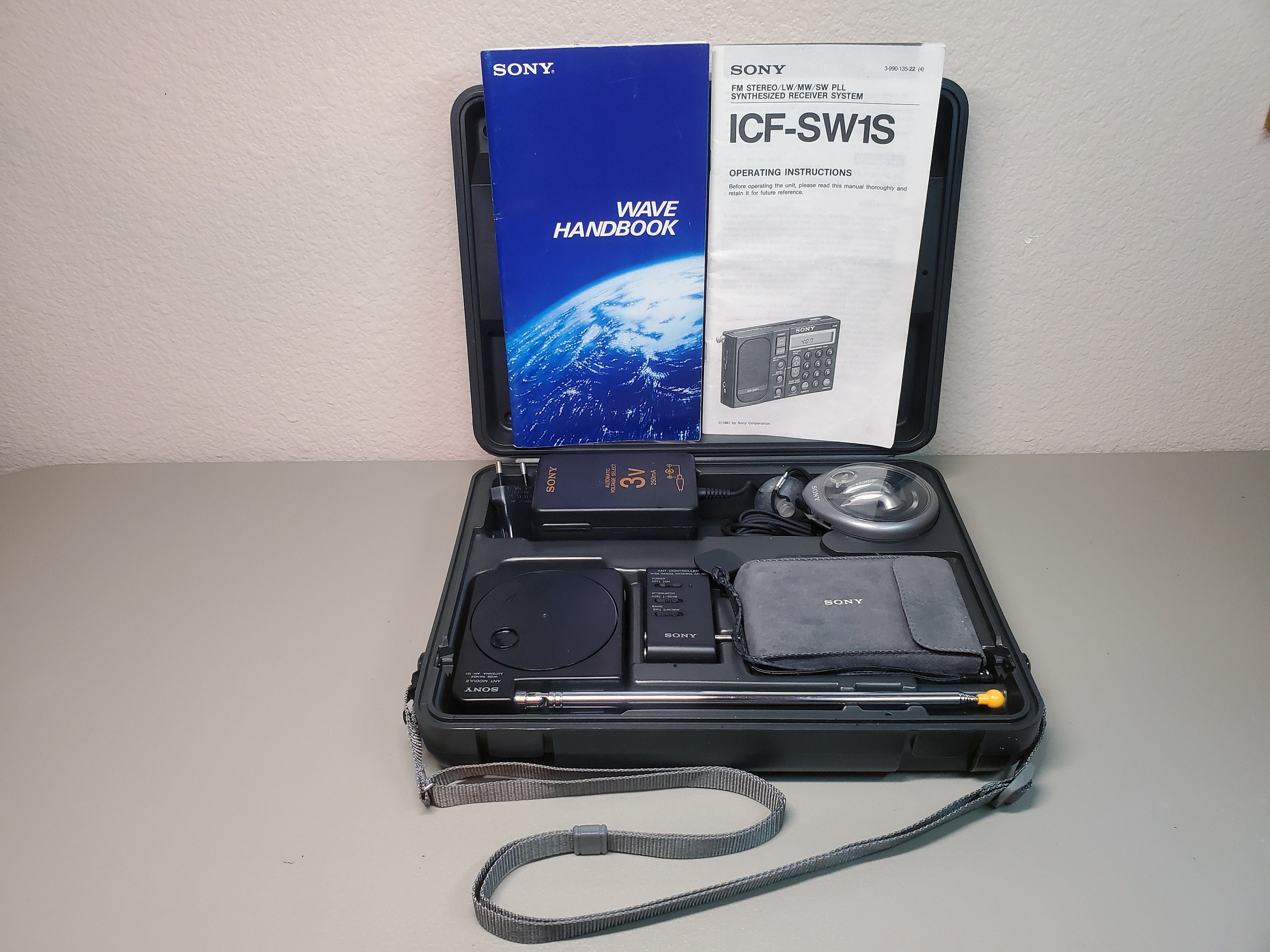 VERY RARE SONY ICF-SW1000T AM FM SW Radio Cassette, 45% OFF