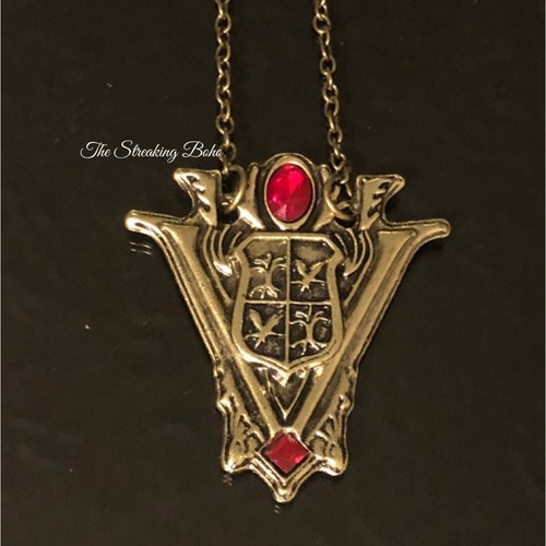 Twilight Inspired Cullen Crest Rosa Lee New Moon | Etsy