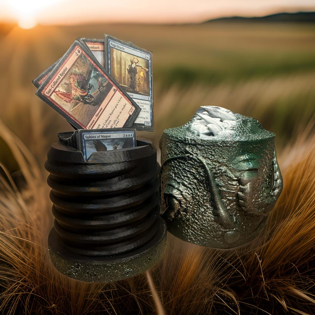 Hand-painted Cthulhu Deck Box + Dice Tray: MTG Card Storage - Etsy