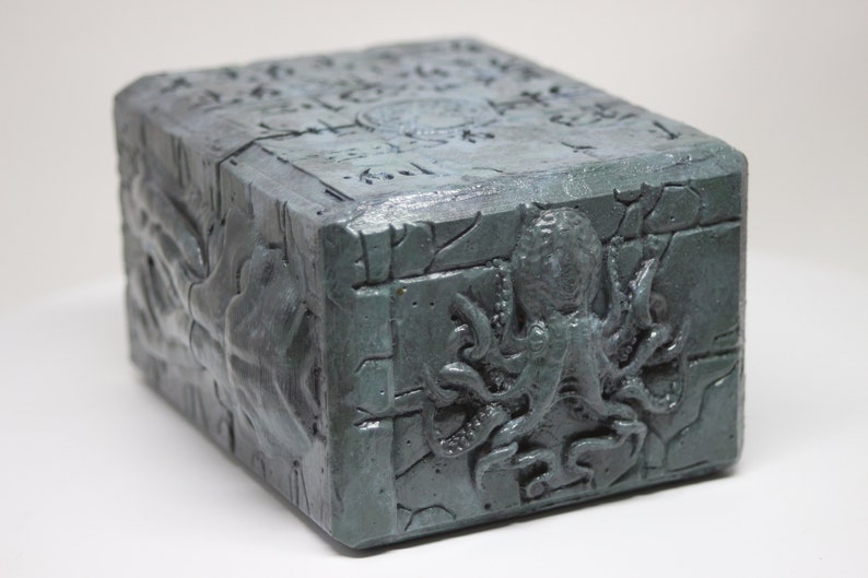 Cthulhu Deck Box Magic the Gathering Deck Box Personalized | Etsy