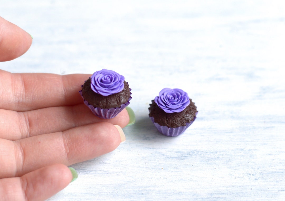 1:4 Scale Cupcake With Purple Roses for Dolls (PRE-ORDER), Miniature ...