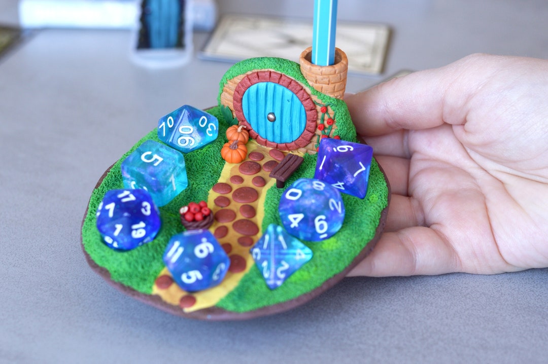 Hobbit House Dice Stand dice Are NOT INCLUDED, Dnd Player Dice Stand ...