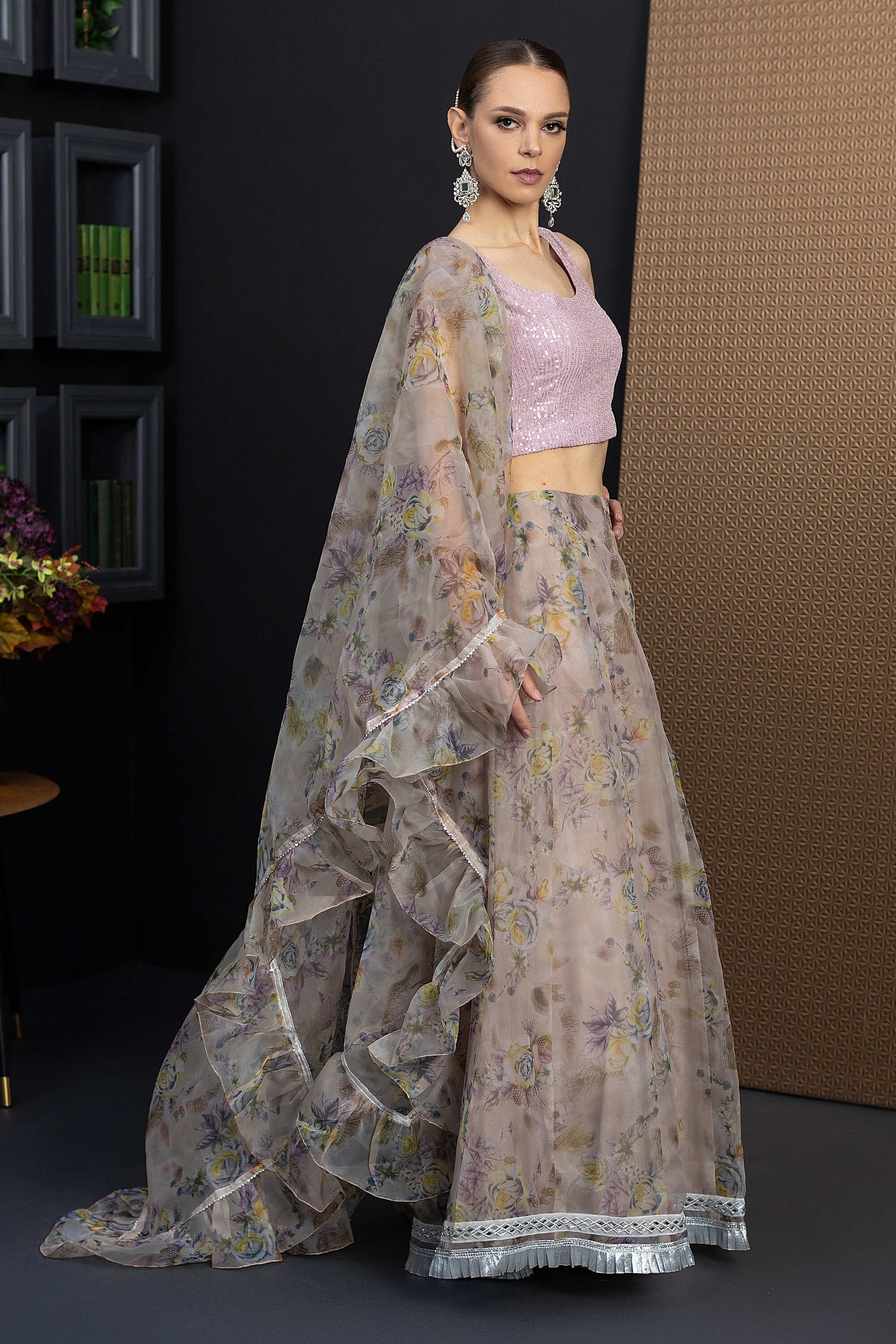 Pakistani Designer Dress: Lehnga Choli Lilac and Dusty Colors With ...