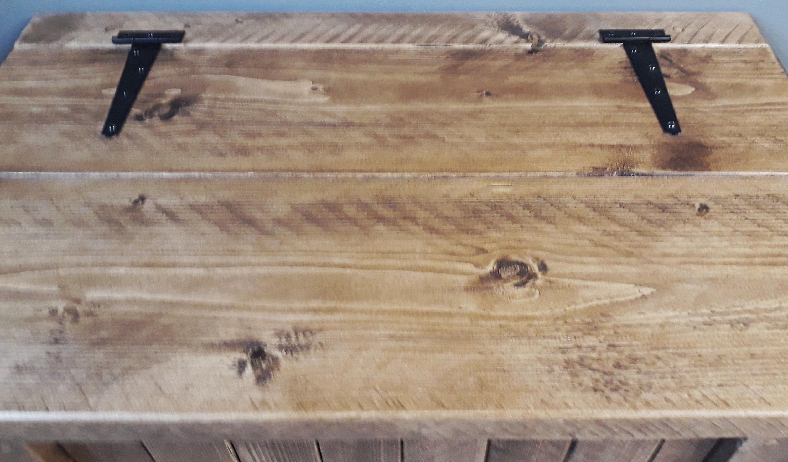 Reclaimed rustic wooden trunk/Coffee table Free Delivery | Etsy