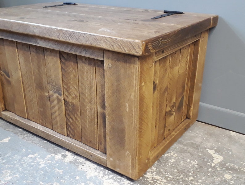 Reclaimed Rustic Wooden Trunk/coffee Table free Delivery - Etsy UK