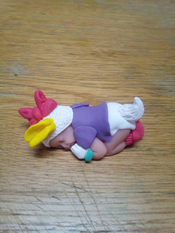 Daisy Duck Sleeping