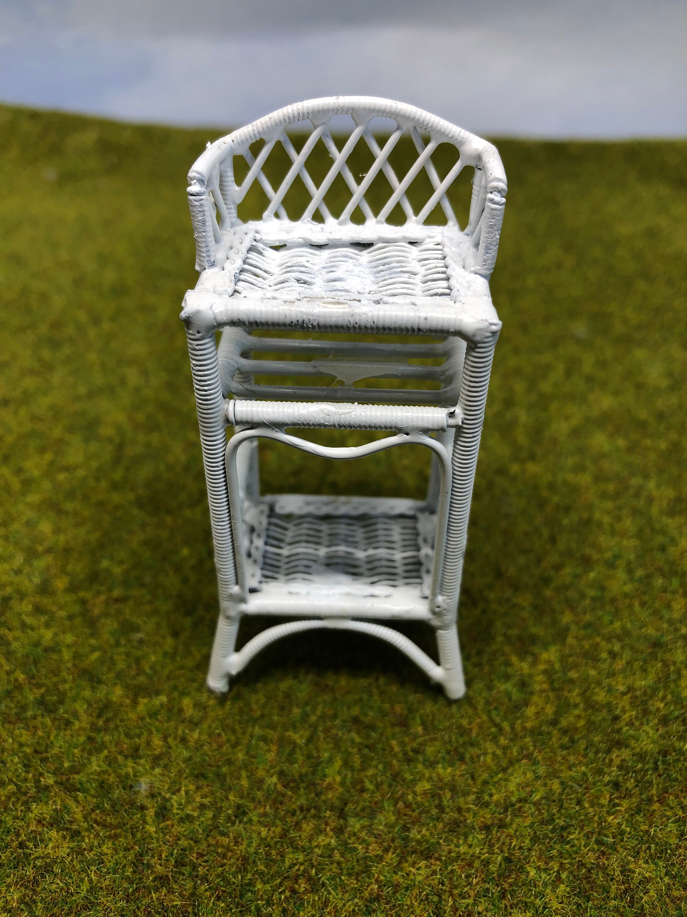 White Miniature Woven Wire Shelf/table - Etsy