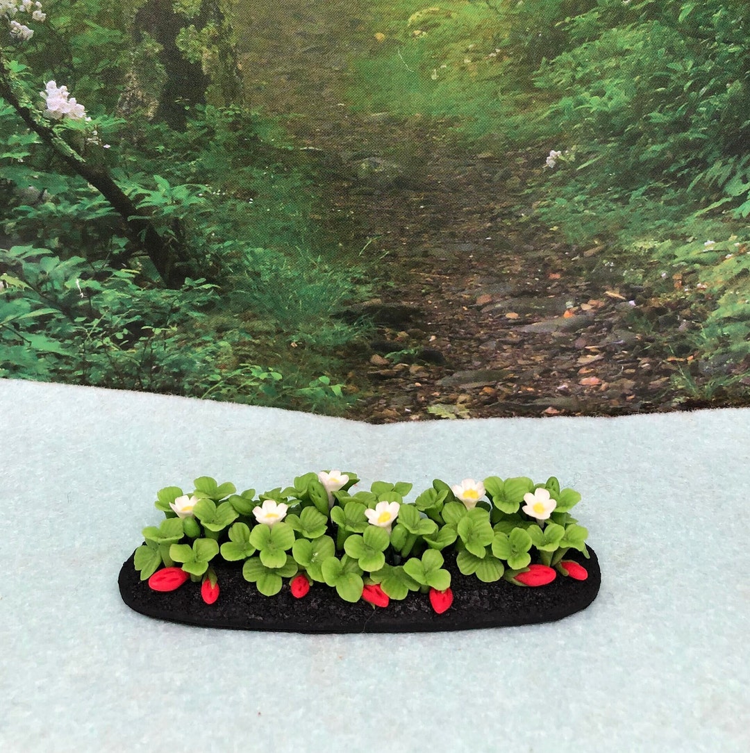 Strawberry Patch in Miniature. - Etsy